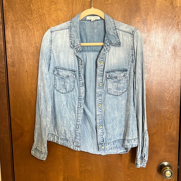 life in progress | Tops | Chambray Button Down | Poshmark